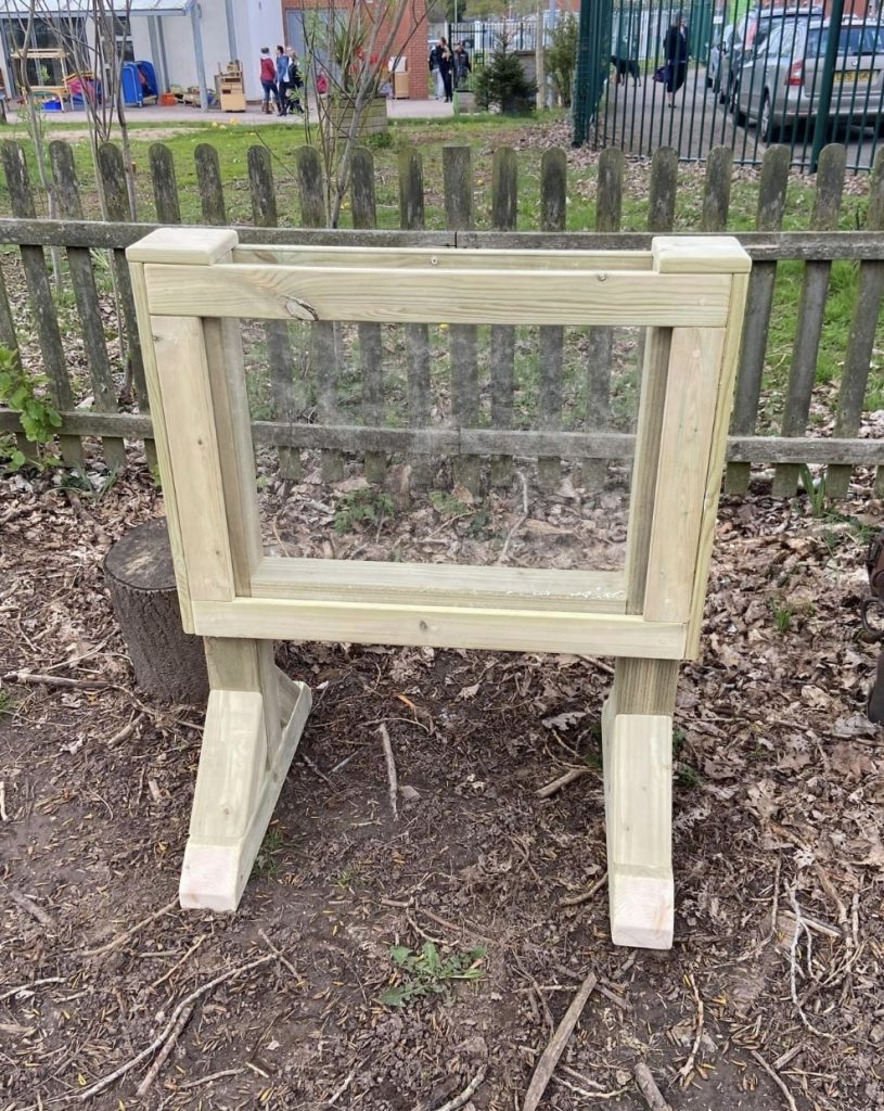 Ant Farm/Wormery - Designs For Education